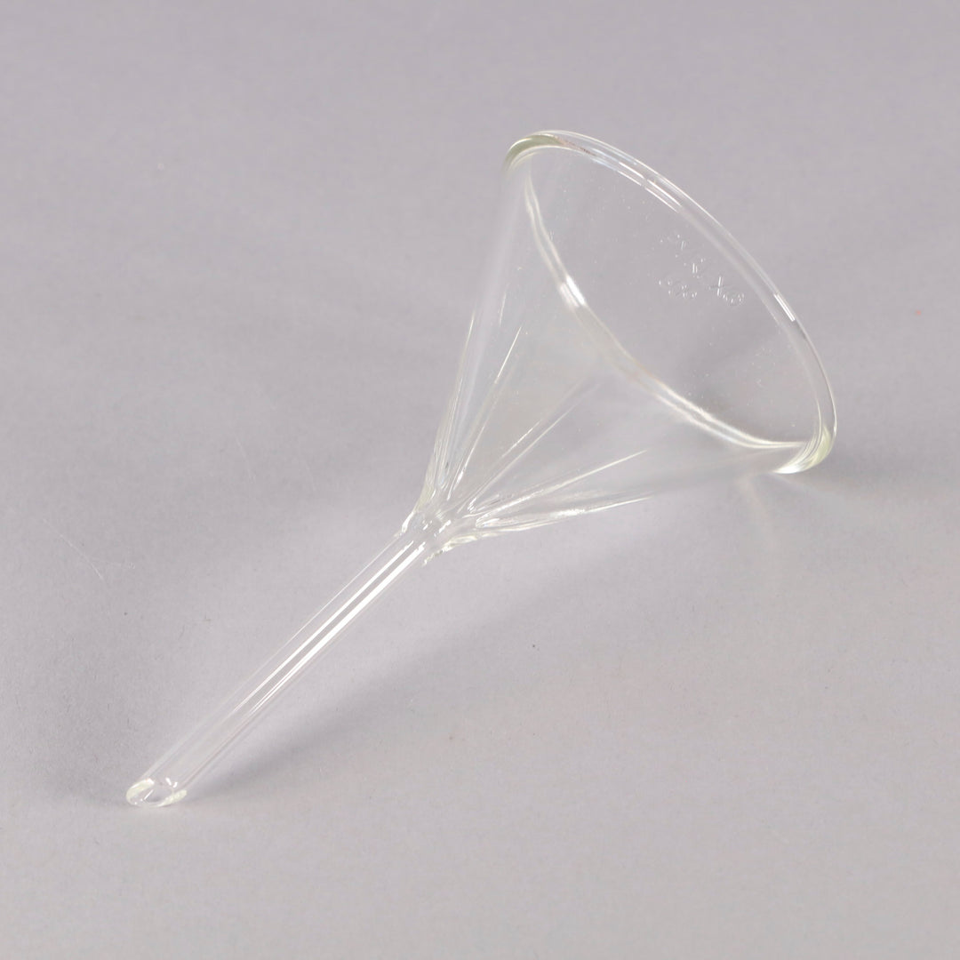 PYREX 75mm 60° Angle Fluted Glass Analytical Funnel #6180-75 – reLAB