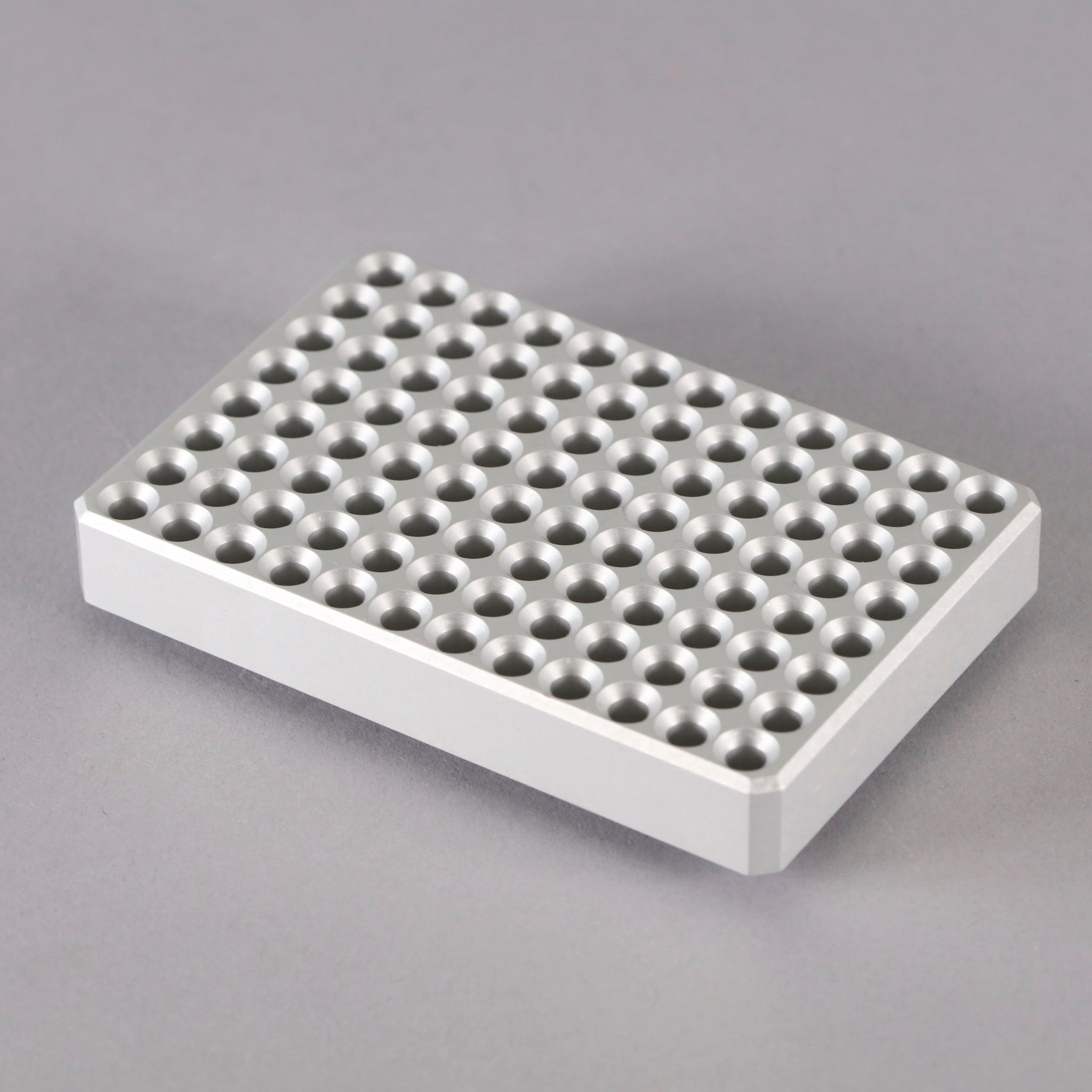 Stratagene Aluminum Benchtop 96 Tube Working Rack #410094 – reLAB